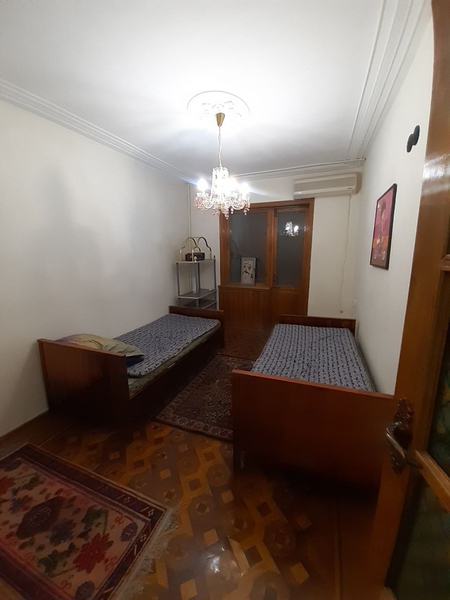 Дархан К. Ниязова 4/5/6 (лифт)