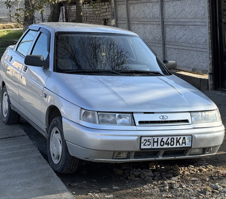 Lada 2110 yaxshi holatda