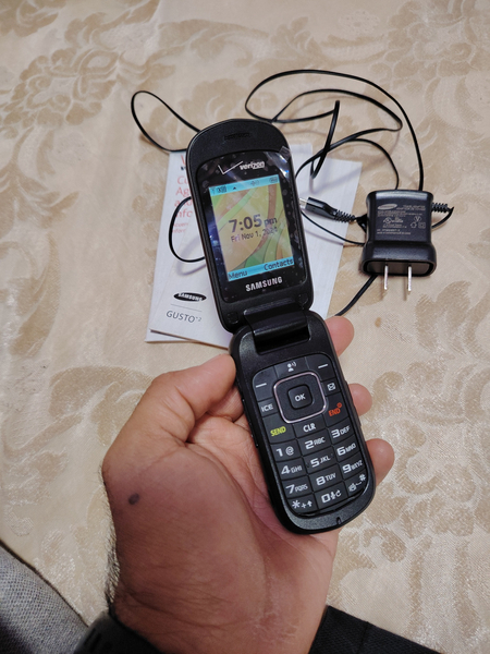 Yangi Samsung Verizon Gusto 2 original