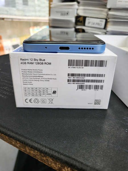 Redmi 12 sky blue 4GB ram 128 GB rom