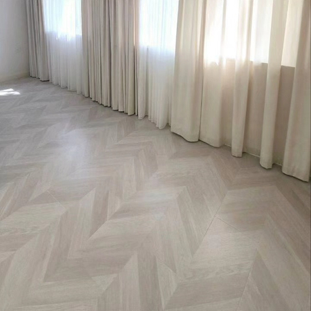Продается 4/2/4 ц4
