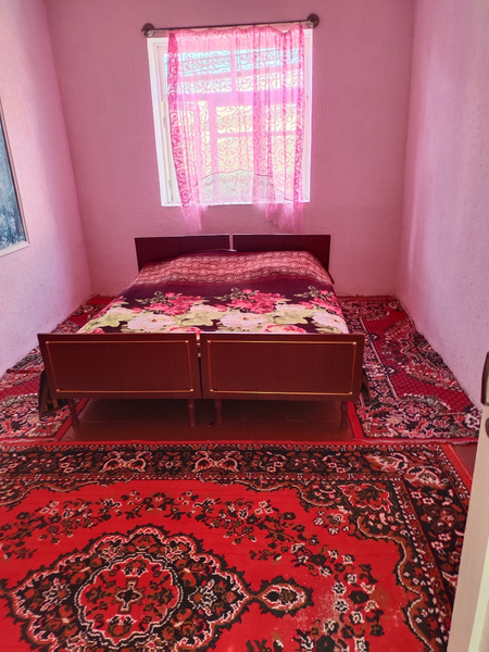 Dacha charvak bochka