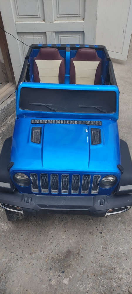 Jeep sotiladi tez va arzon