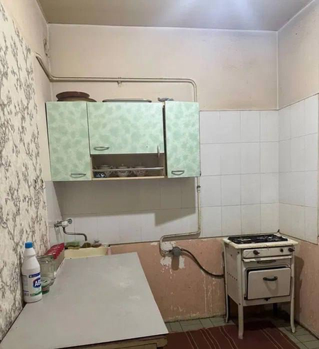Чиланзар 8 2/2/4 не торец 48м2 балкон 1х5х3 ориентир райхон