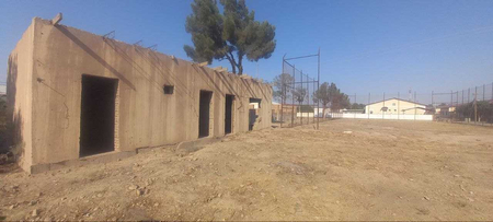 Qurilishi bitmagan stadion (futbol maydoni) sotiladi.