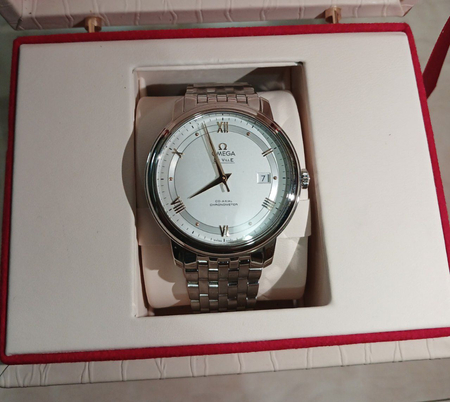 Watch Omega De Ville