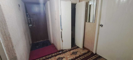 Срочно продается квартира ! ул Шахристанский  3/4/4 Юнусабад (J1693)