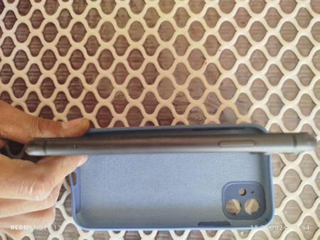iphone 11 128/3 bez karobka pasport kopiya beriladi