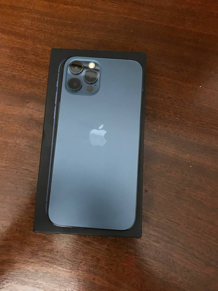 Iphone 12 pro , 128 g