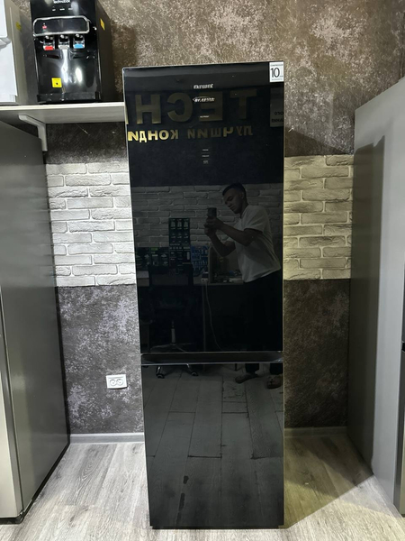 Продаю холодильник