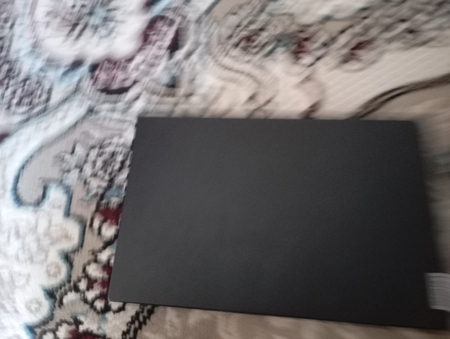 Lenovo rusumdagi kompyuter