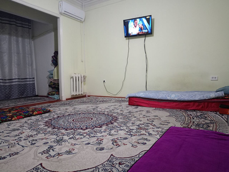 Квартира студентларга