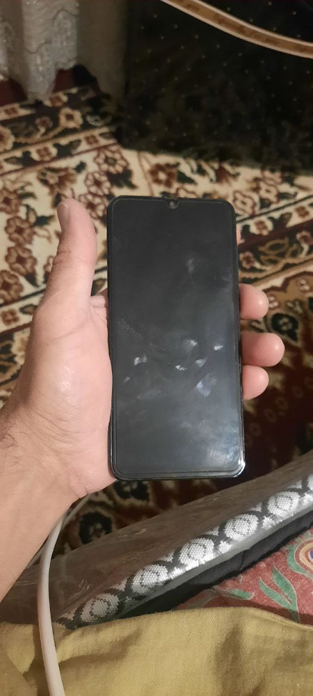 Samsung a20 sotiladi