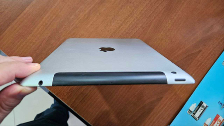 Apple iPad 3 Wi-Fi + 4G 64GB