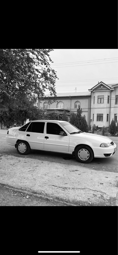 Нексия 2 сотилади