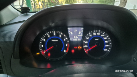 Hyundai Accent 2012