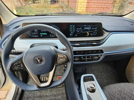 Changan BenBen E-STAR