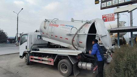 HOWO ассензатор гавновоз 5 тонн сотилади