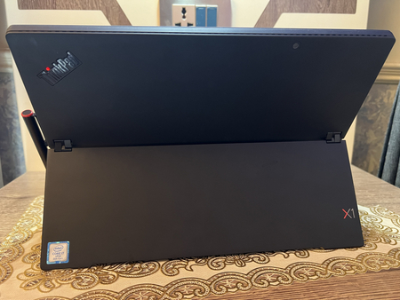 Lenovo Thinkpad X1 i7 8650U 2.11 GHZ 16 gb 1 Tb ssd