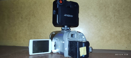 Prodam videokameru Panasonic NV-GS75 miniDV