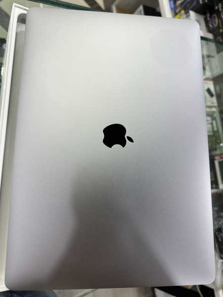 Macbook Pro core i7 32/256