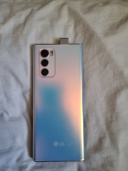 LG WING xotirasi 128