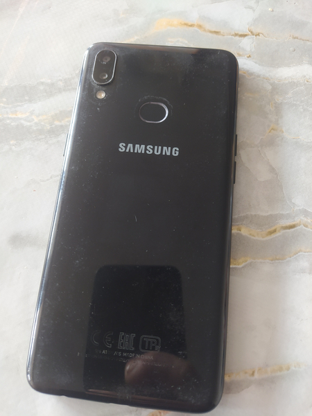 Samsung A10C 32 GB holati yashi