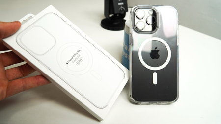 Оригинальные чехлы “MAGSAFE”