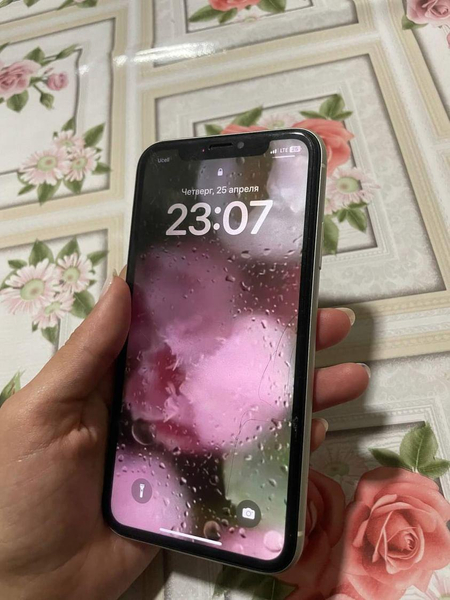 IPHONE 11  holat ideal
