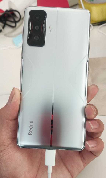 Обмен K50 gaming edition на iPhone 13.