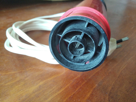Маленький фен (200W).