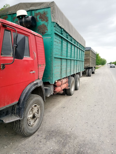 Kamaz pretsep sotiladi