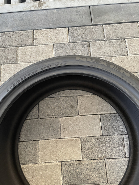 255/35R20 Nexen Korea