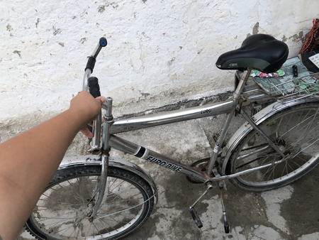 Velosiped sotiladi holati yaxshi