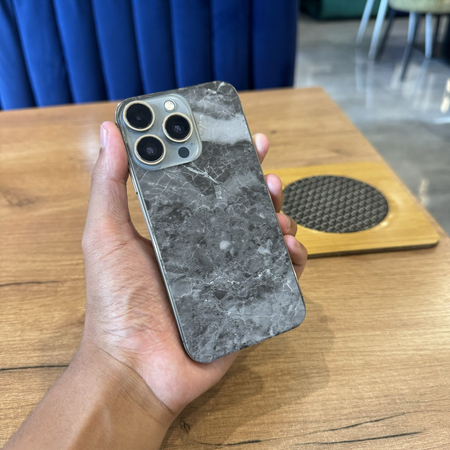 Iphone Xs 15 pro qlingan srochno sotiladi
