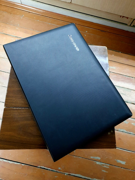 Lenovo 5960S Noutbook sotiladi