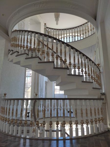 Zina stairs lestnitsa