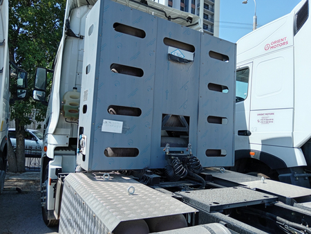 Тягач CAMC H9 4x2 CNG