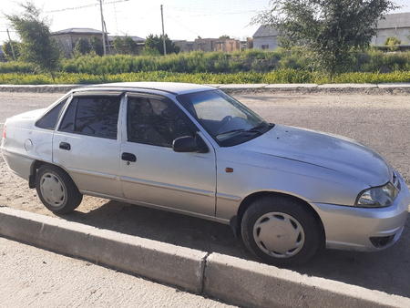 Нексия 2 сотилади