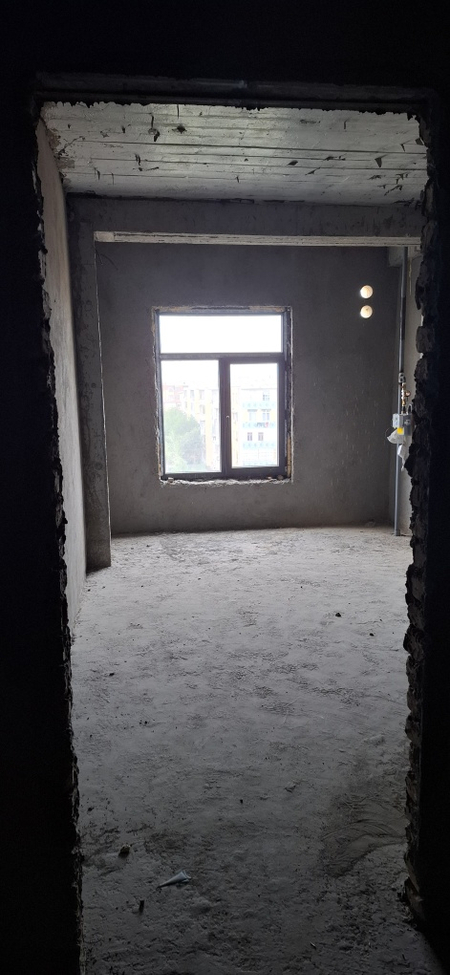 2 Xonali 74 kv m  kvartira sotiladi !