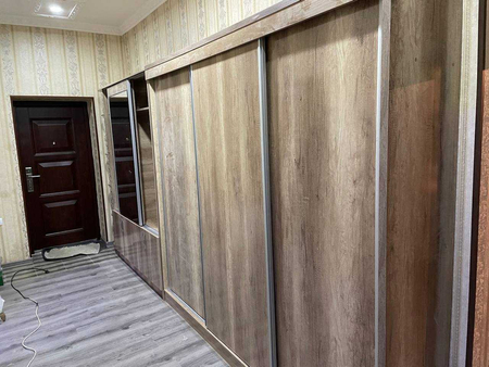 СРОЧНО !! Продается квартира в Яшнабаде 2/3/3 ( 70 кв/м ) Артел дом