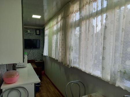 Продается 2х комнатна  квартира