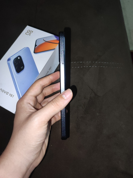 Продам новый huawei Y61