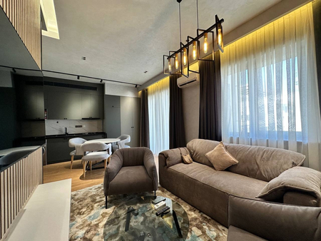 Продается 2х ком. квартира, ЖК Gardens, ор-р: парк, 47м2