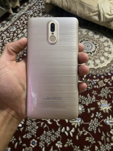 Телефон leagoo