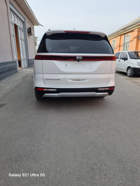 Kia Carnival 2021