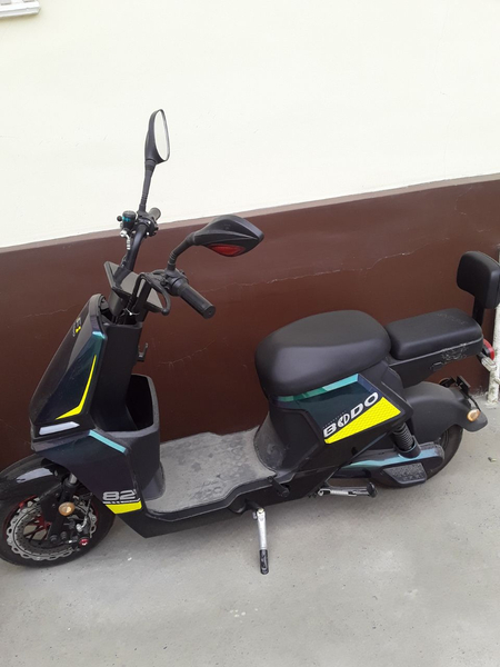 Skuter f1 sotiladi