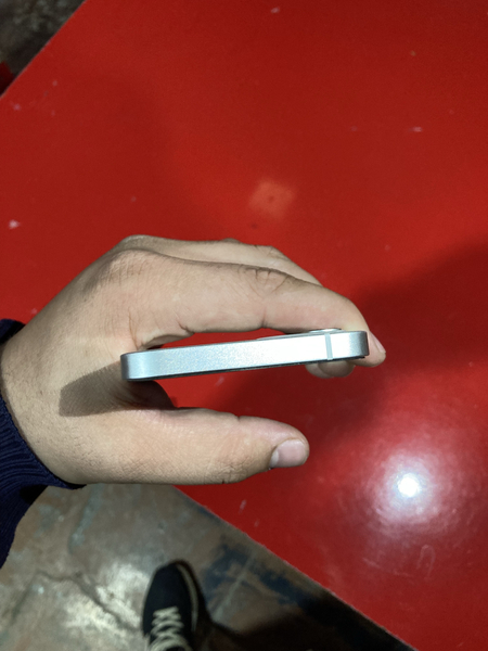 Iphone 12 oq 87 yonkost 64 gb