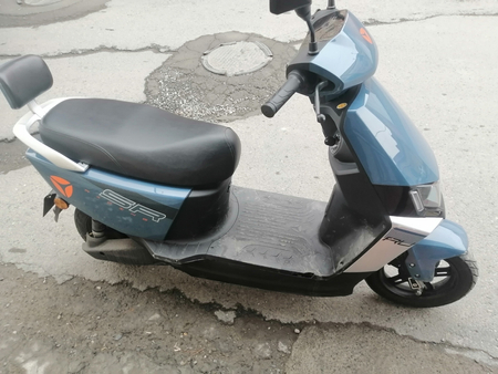 yadeya skuter t7