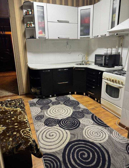 Саракулька  .4/2/5.  кирпич   ( мебель + техника + 100 м² )